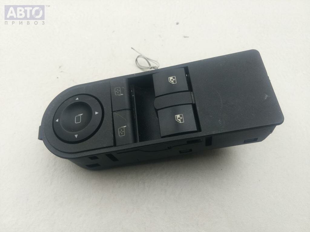 Блок кнопок управления стеклоподъемниками Opel Astra H (2004-2009)