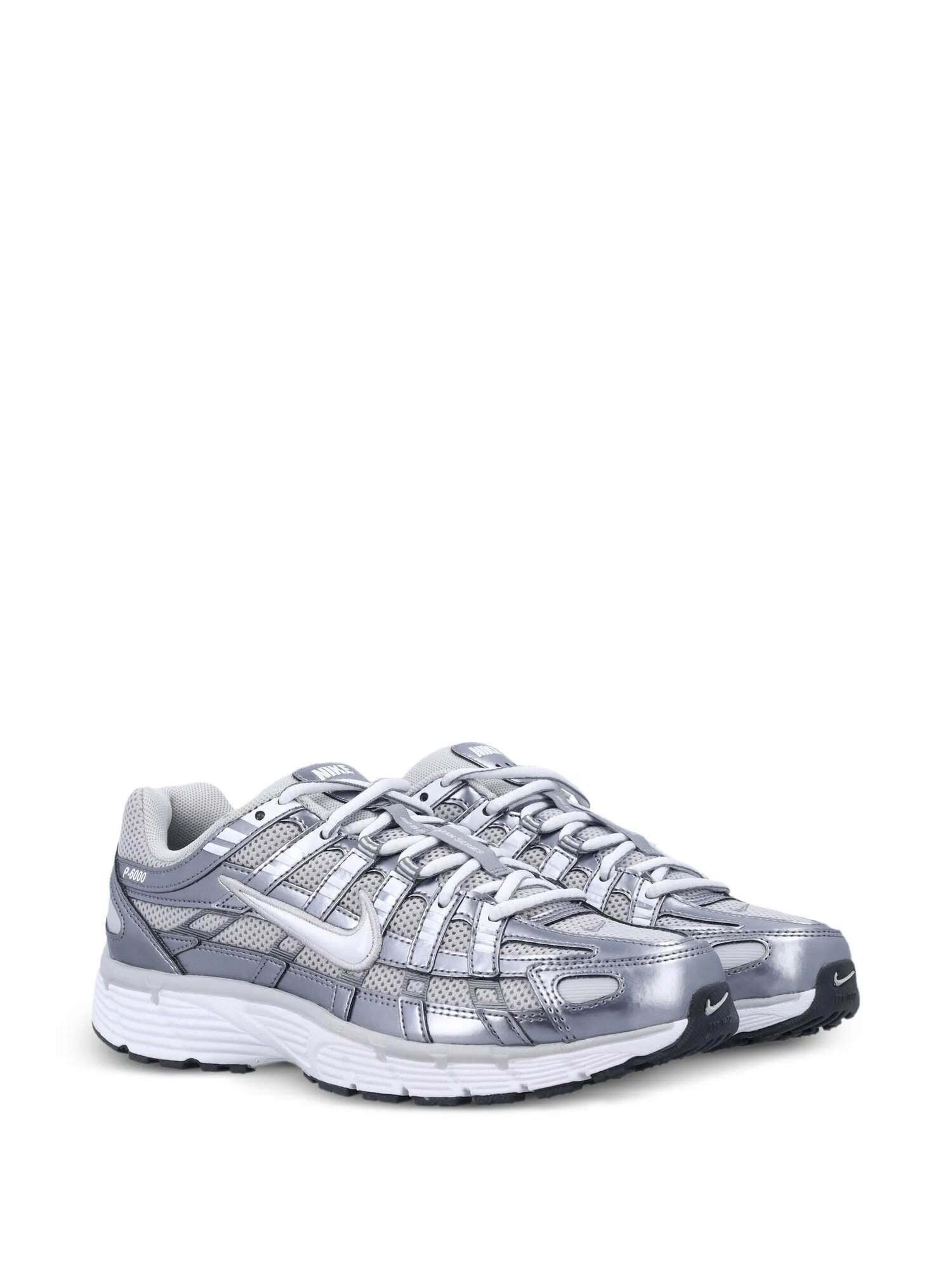 Кроссовки NIKE P-6000, размер 8.5 US, серебристый — фото 1