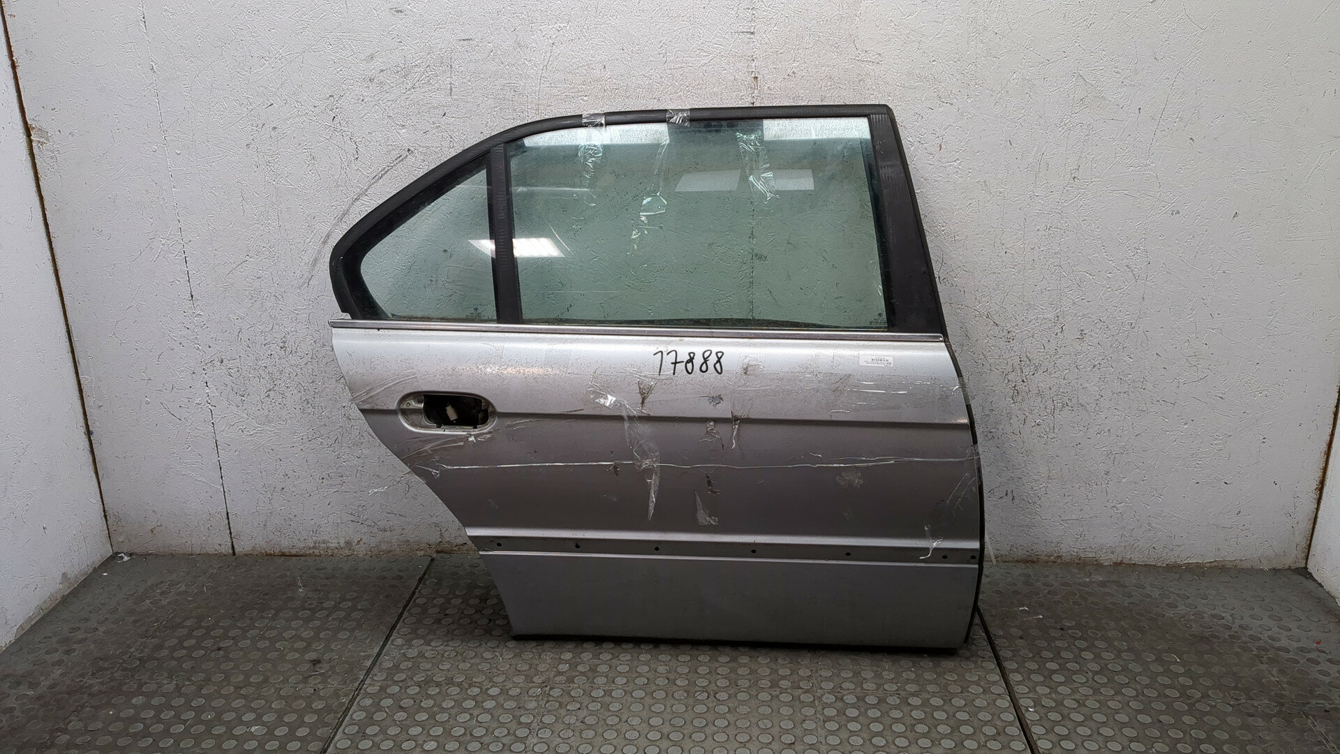 Дверь боковая (легковая) правая задняя BMW 7 E38 Б/У