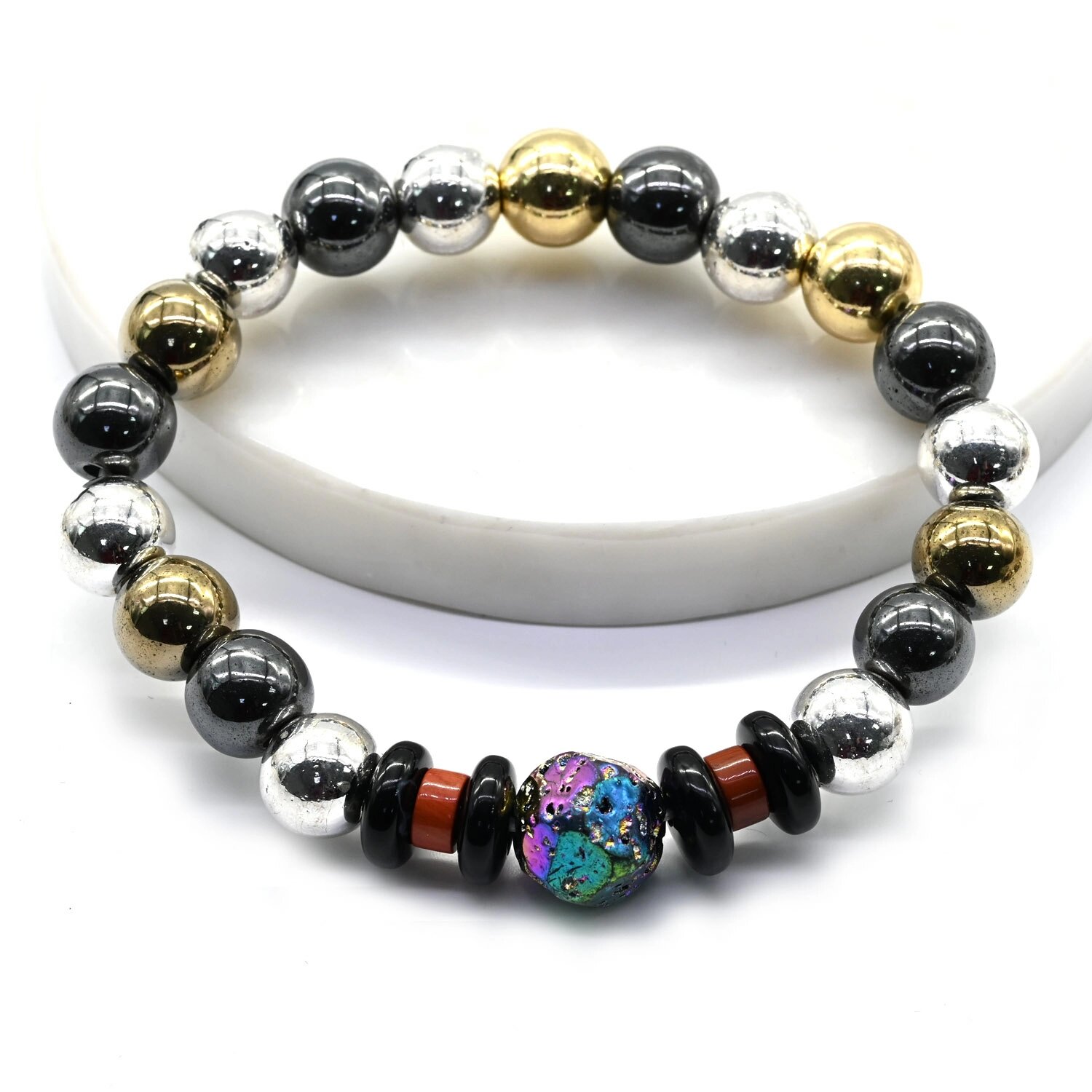 Браслет из гематита с лавой шарик 10мм, 17см .