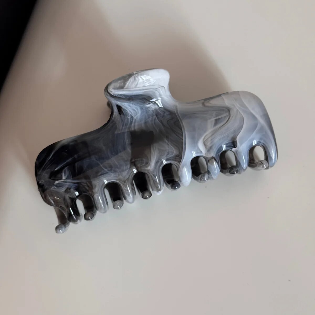 Пластиковые заколки-крабы Muweordy 2 шт. Gray-9.5CM