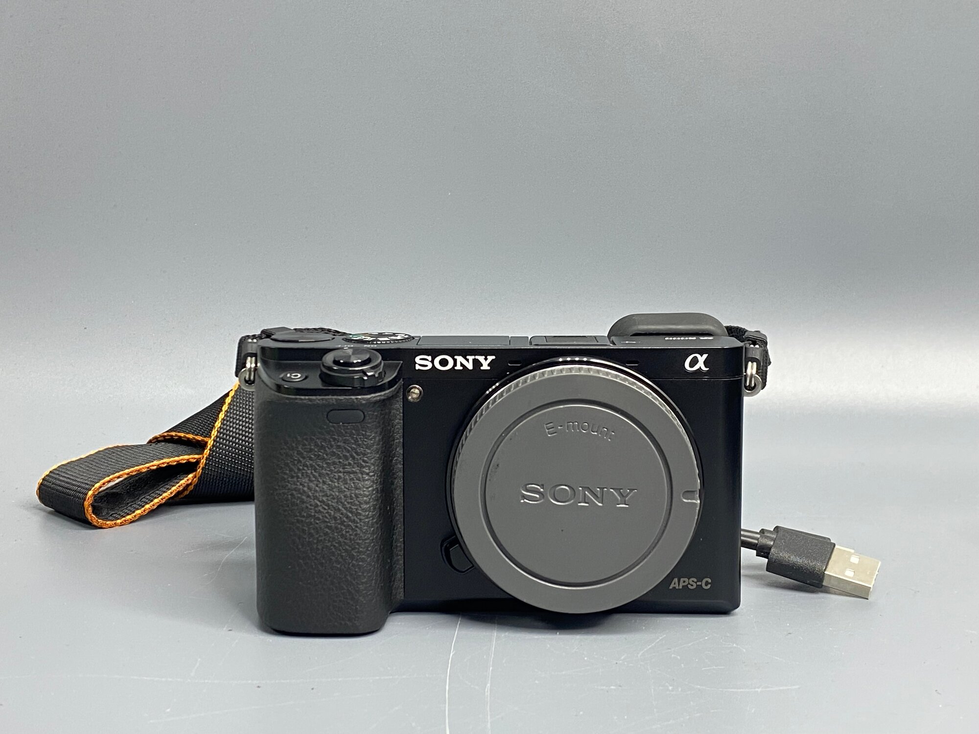Нерабочий Sony A6000 4000 кадров