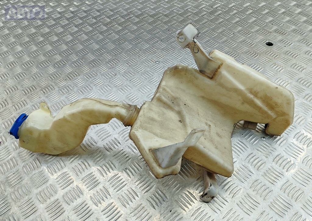 Бачок омывателя Volkswagen Passat B5+ (GP)