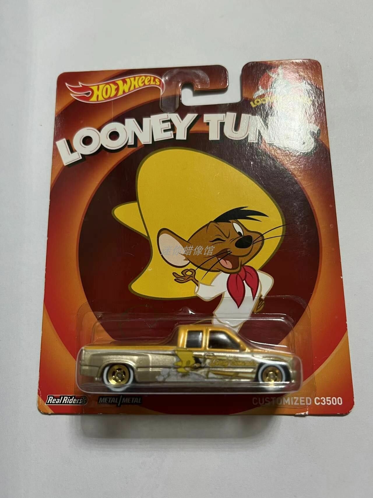 Hot Wheels Pop Culture Series 2, литая модель автомобиля 1:64(Багз Банни C3500)