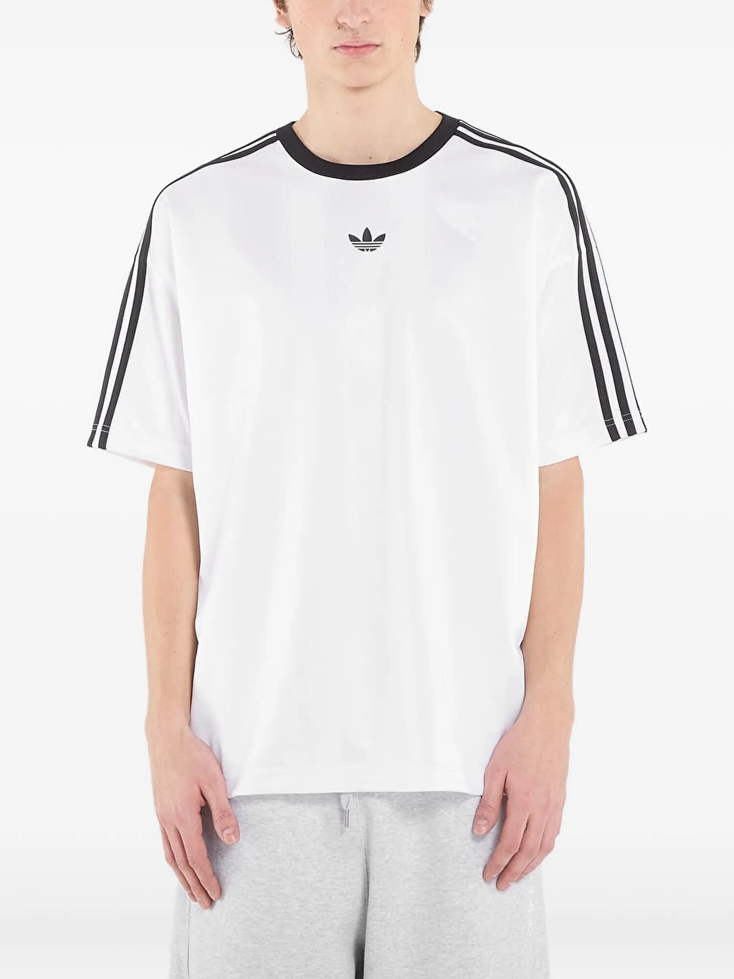 Футболка adidas, размер M, белый,