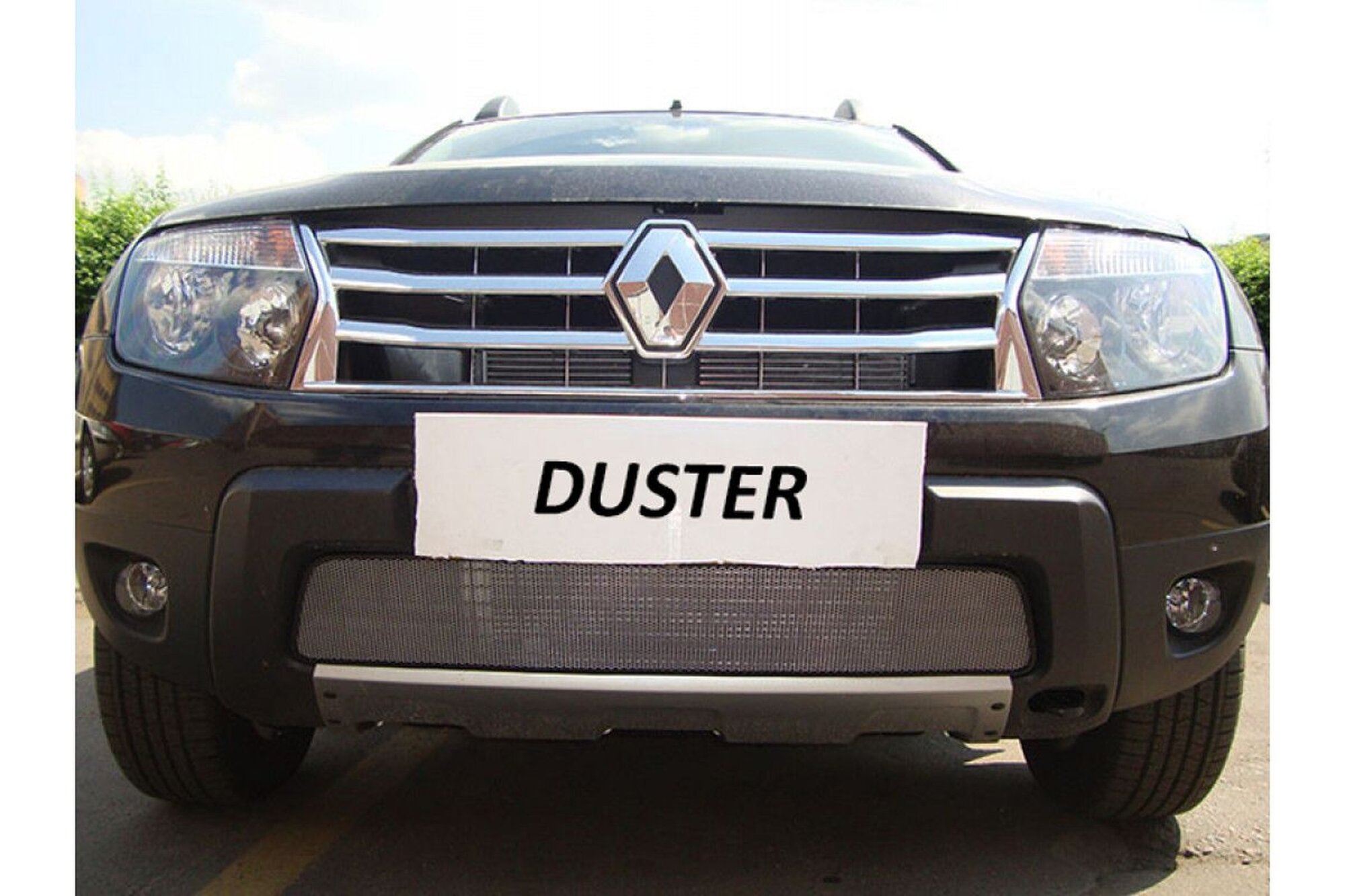 Защитная сетка радиатора с окантовкой и защелками для Renault Duster 2011-2015, хром