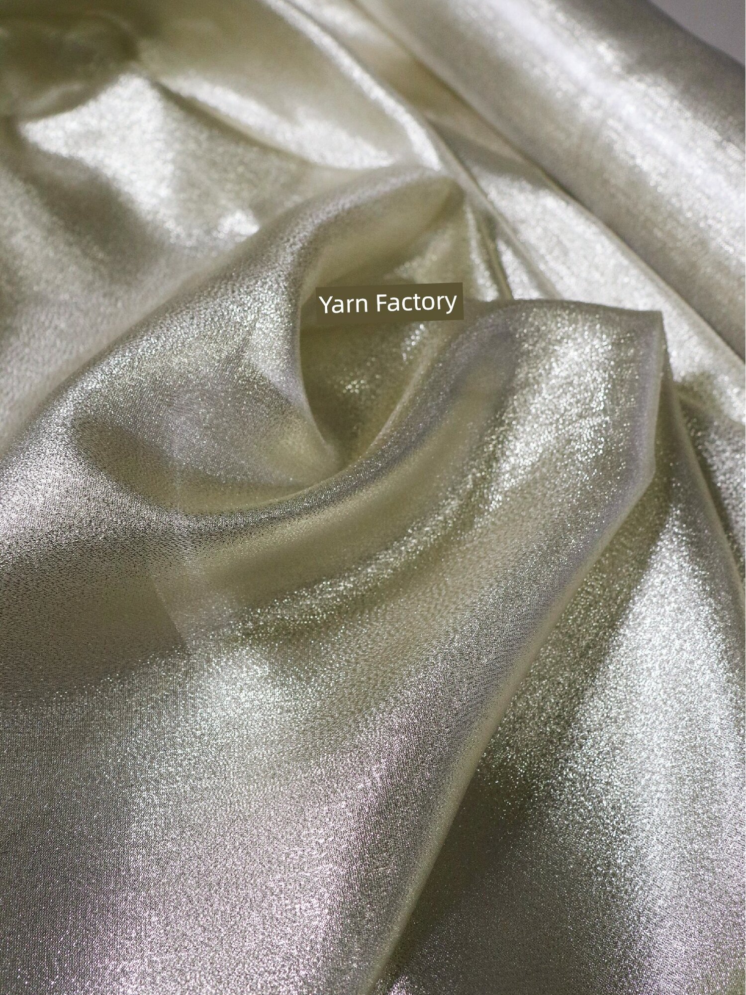 Золотистая блестящая ткань с золотым напылением, легкий блестящий шелк, светоотражающая металлизированная ткань для