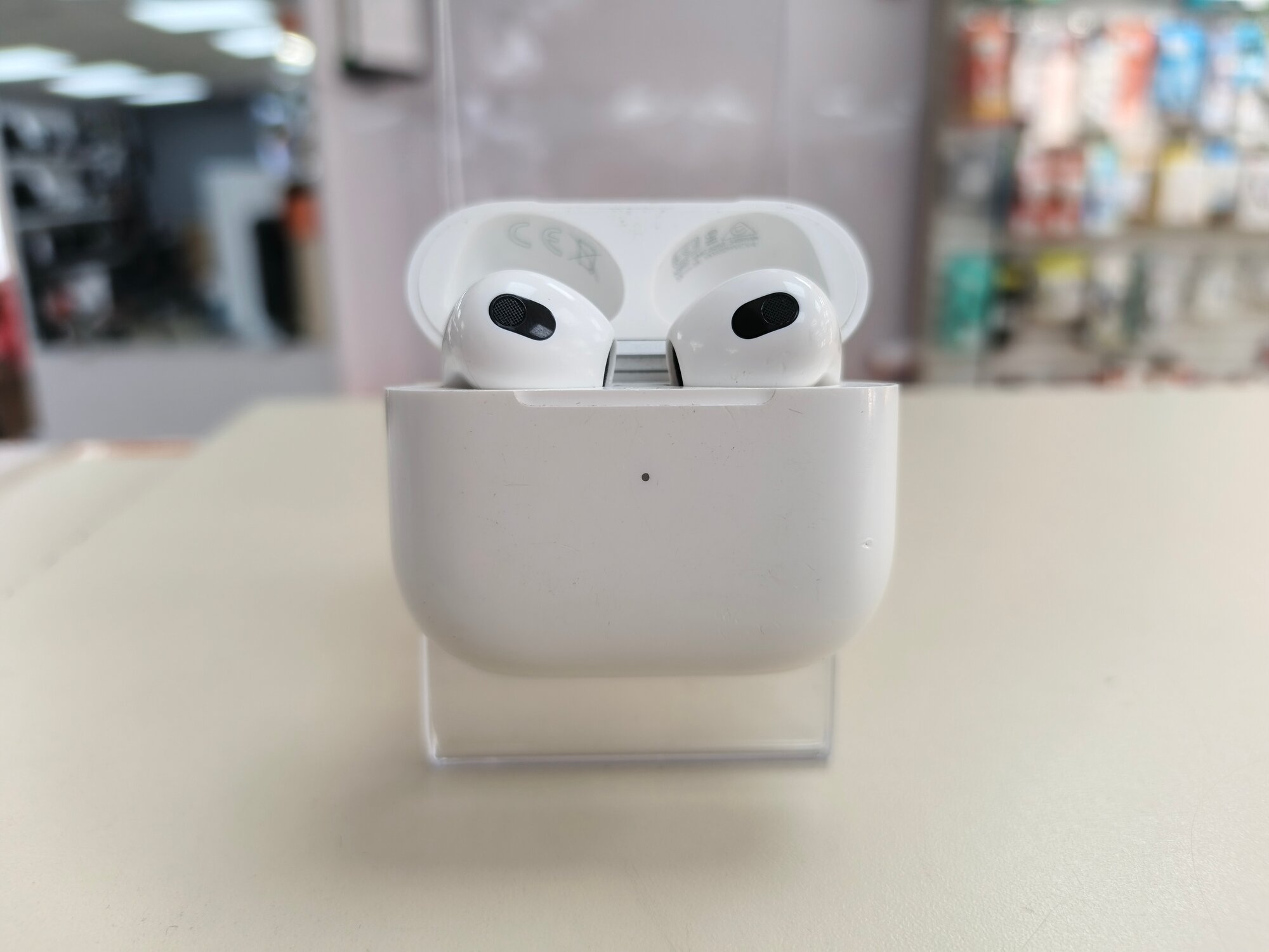 Беспроводные наушники Apple AirPods 3 Lightning БУ Уценка