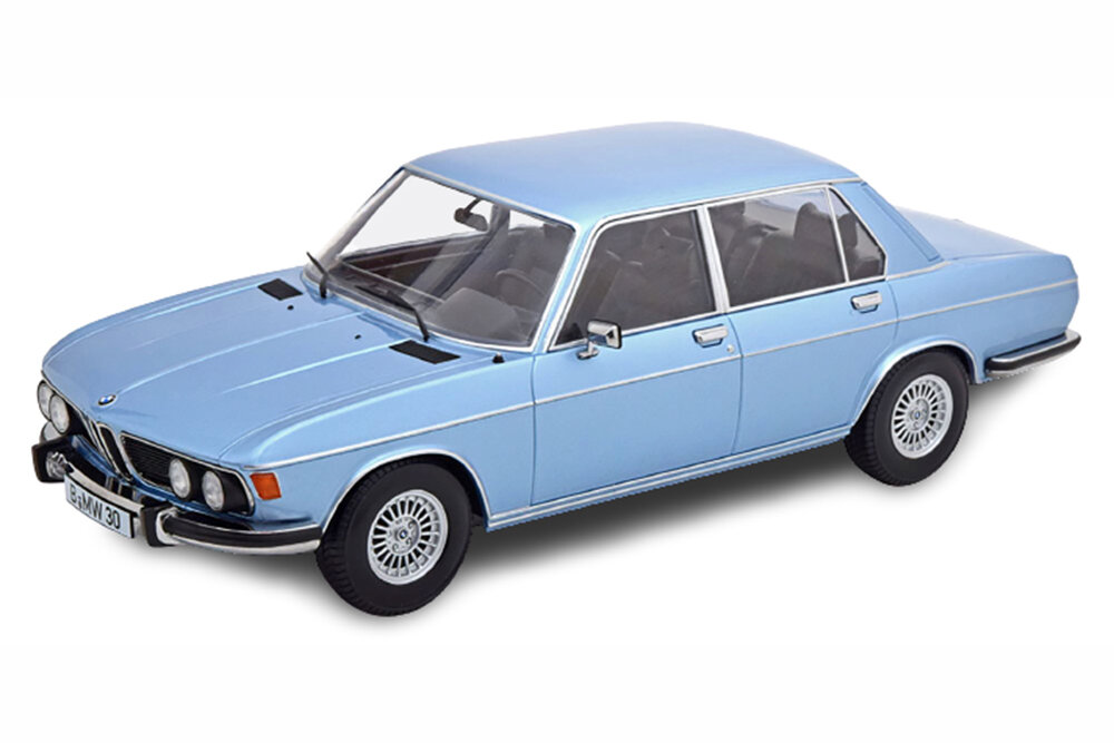 Модель коллекционная KK-SCALE Bmw 3.0 s E3 2 series 1971 light blue-metallic limited edition 1250 pcs