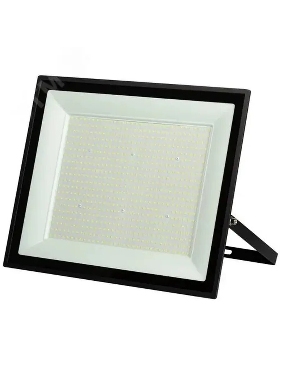 Высокопроизводительный LED прожектор 300Вт