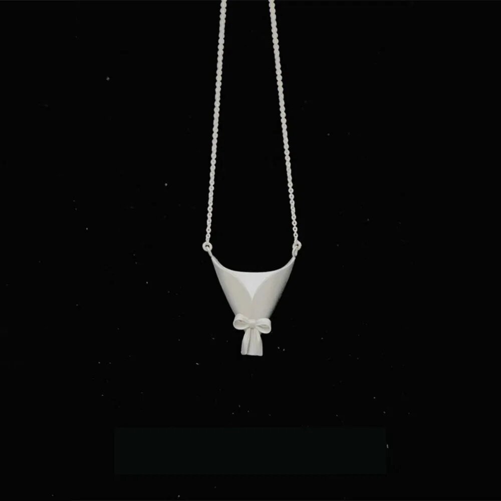 Серебряное ожерелье-ваза для цветов