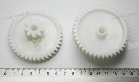 Шестерня мясорубки Vitek-VT-2 Z-41bl/9bl 66-23-7-H33 VT-1672, 1671W, Scarlett (средняя)