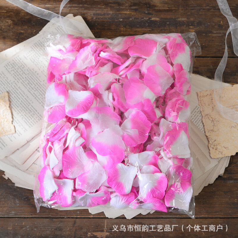 Искусственные лепестки роз 0.5kg в упаковке для свадебного декора, лепестки для предложения руки и сердца, романтическое оформление свадебной комнаты.