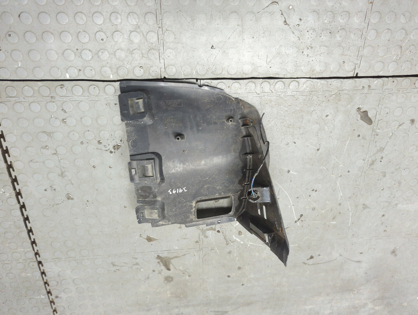 Защита арок (подкрылок) левая передняя BMW 3 E46 Б/У