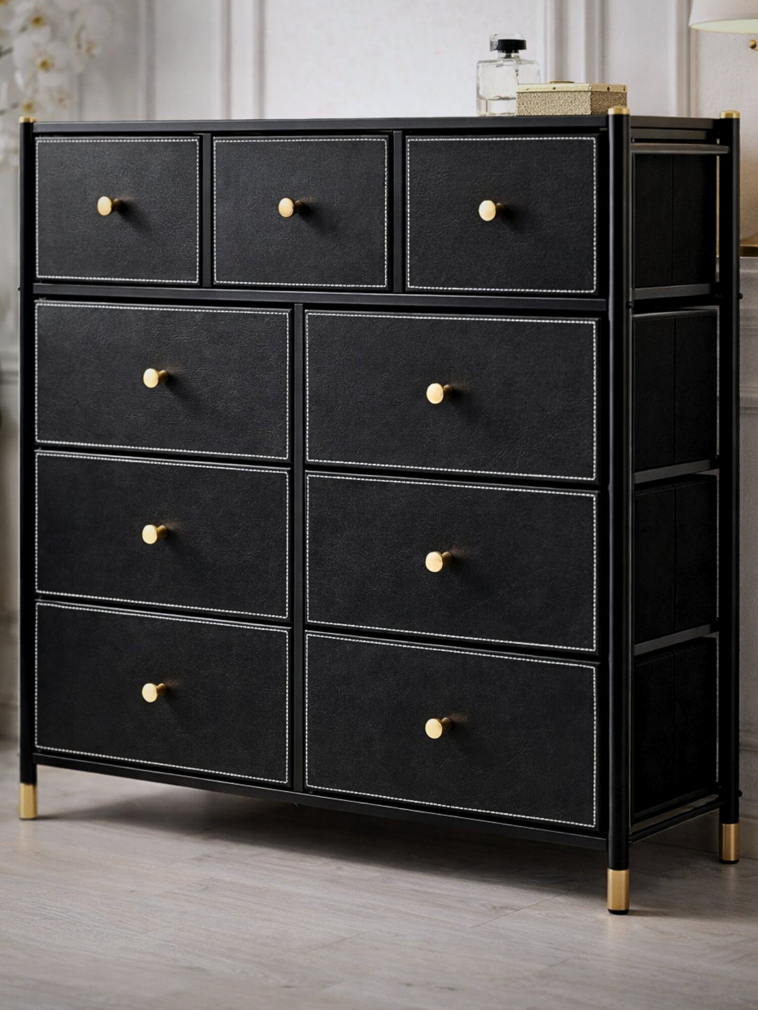 Комод черный высокий MOKKA с 9 ящиками для одежды, узкий 30 см, 100*104*30, экокожа, металлический каркас, золотые ручки
