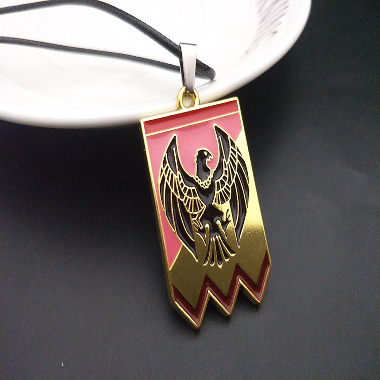 Колье с символикой Fire Emblem, кулон с изображением персонажей из аниме/игровой серии "Three Houses".