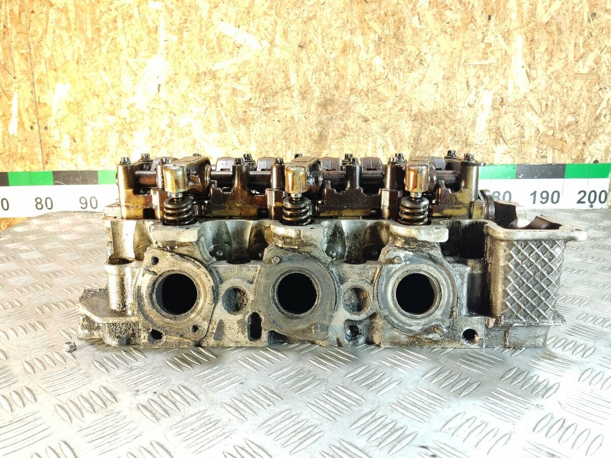 Головка блока двигателя MERCEDES ML w163 1120181301