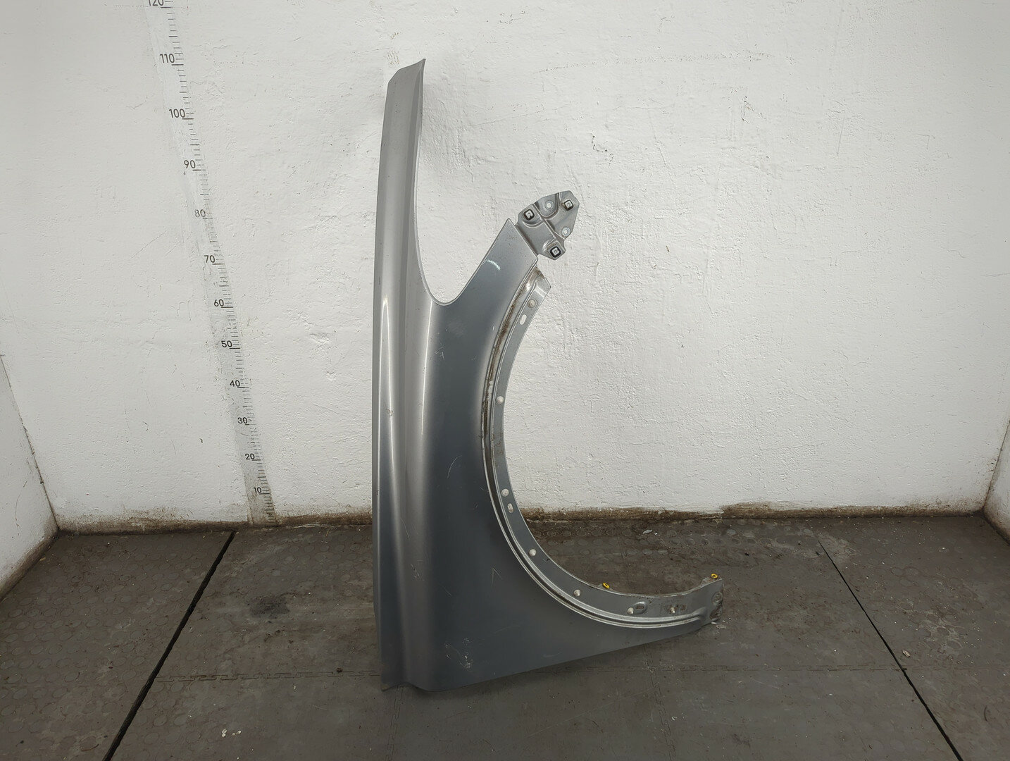 Крыло правое переднее Volvo C30 Б/У