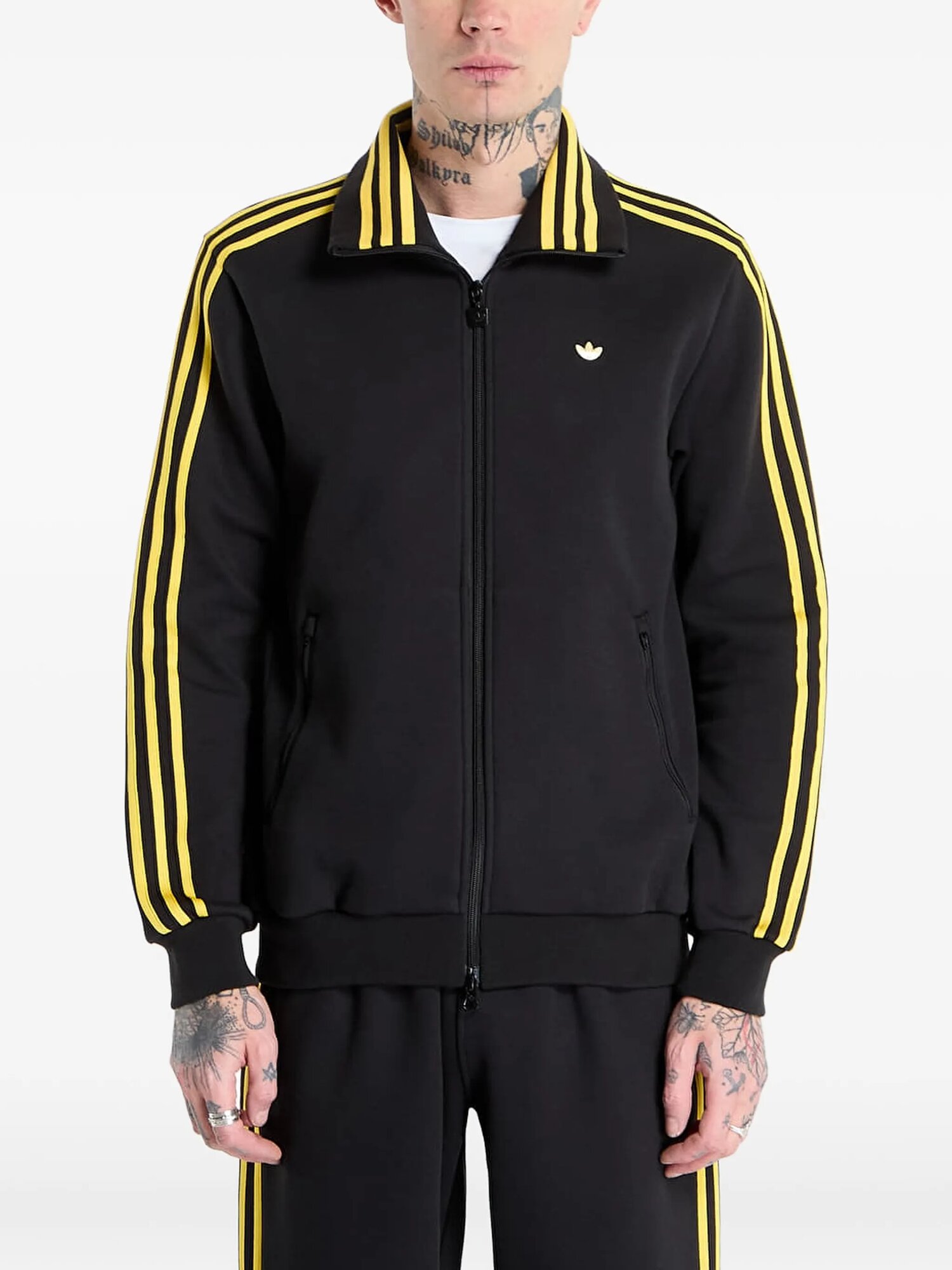 Толстовка adidas