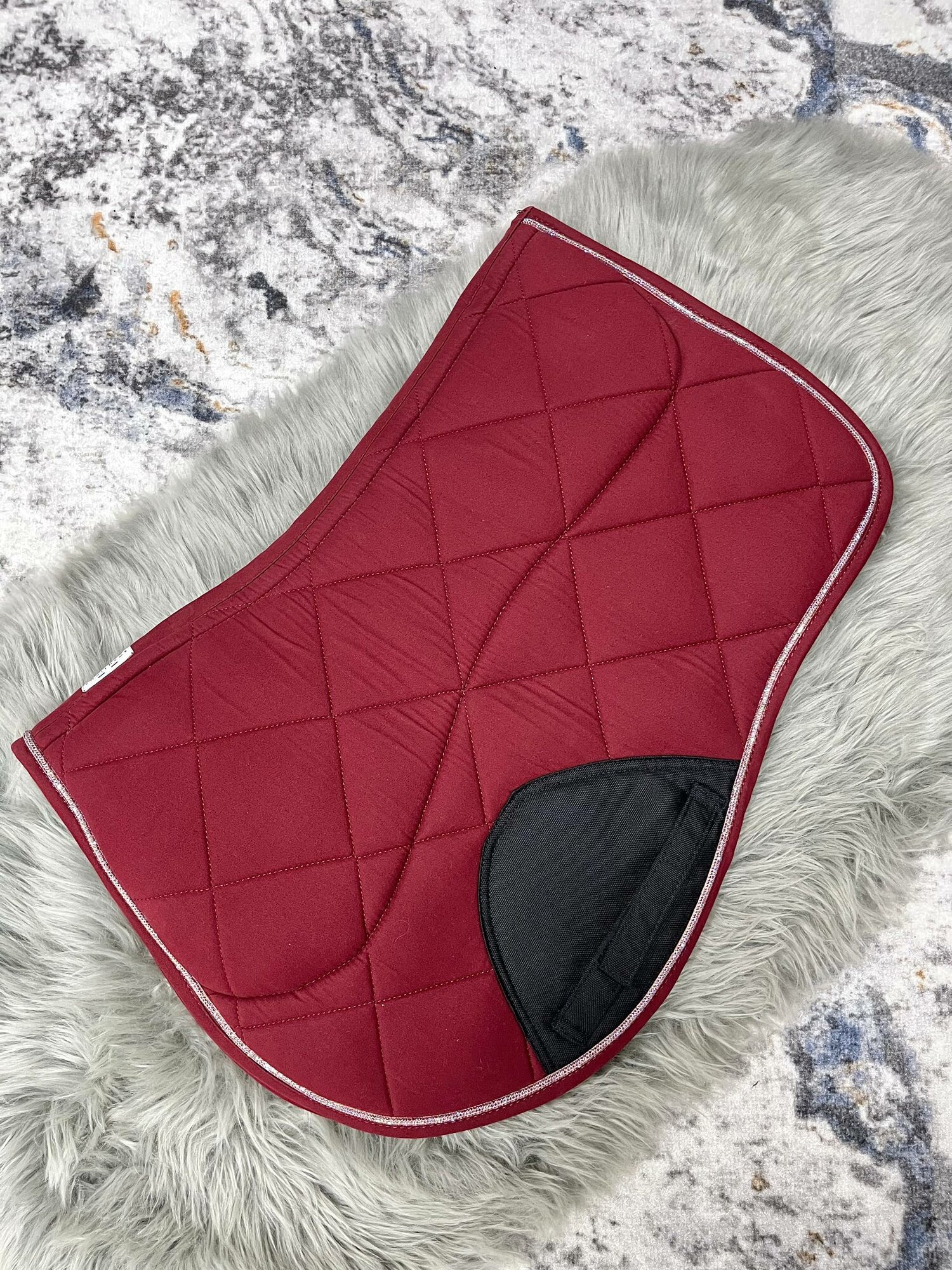 Вальтрап Equitheme конкурный с меховым амортизатором и окантовкой со стразами бордо