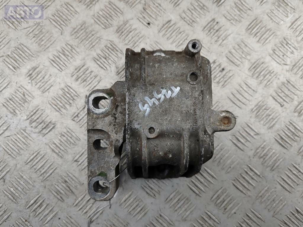 Подушка крепления двигателя Volkswagen Touran