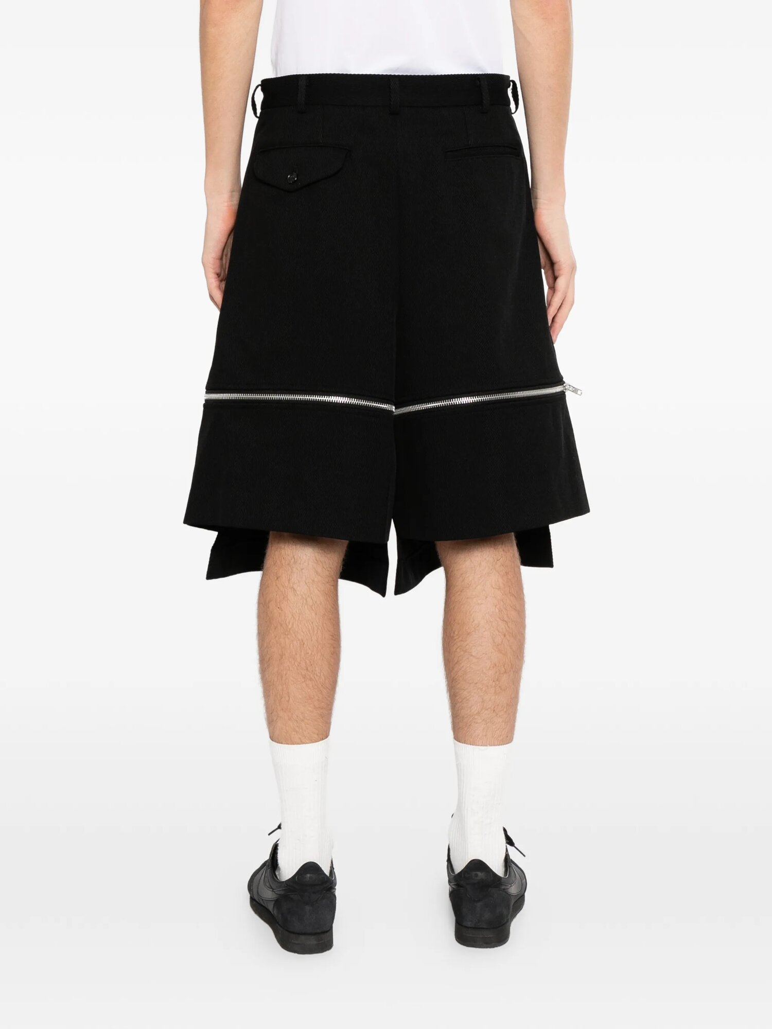 Шорты BLACK COMME des GARCONS, размер 50 — фото 1
