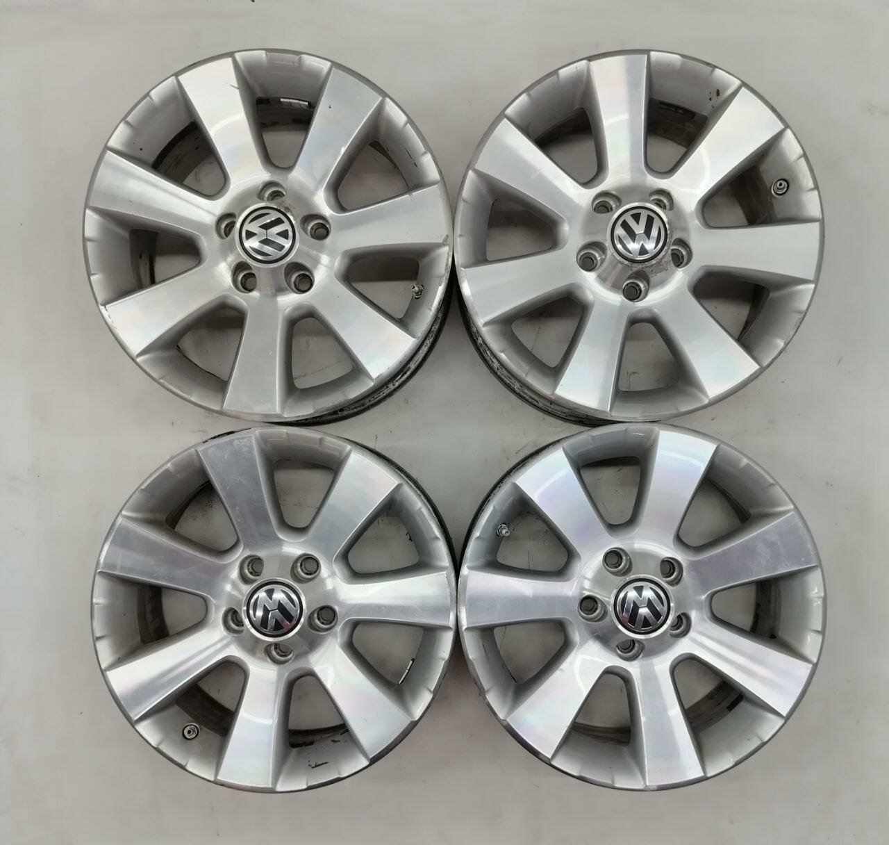 Колесные диски Volkswagen 16x6.5 PCD 5x112 D57.1 ET33 (оригинал)