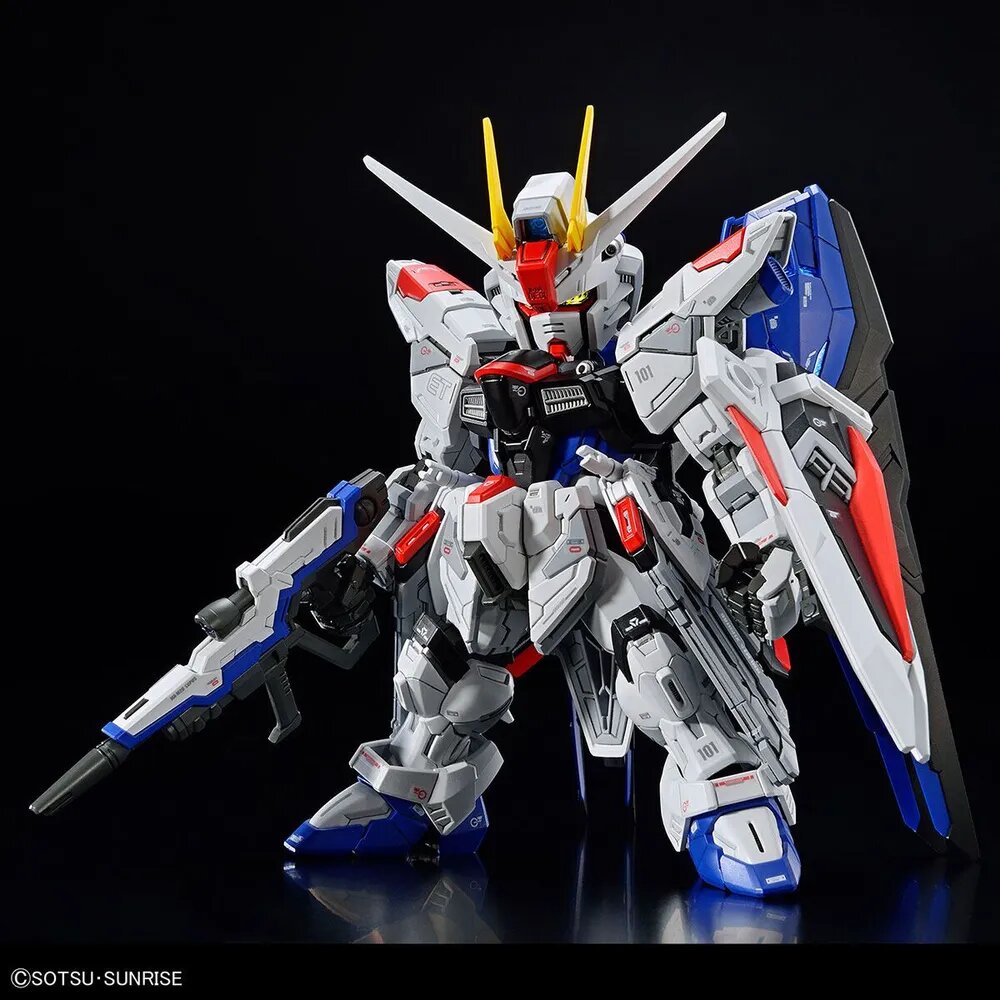 Bandai MGSD Gundam Гандам свободы Freedom