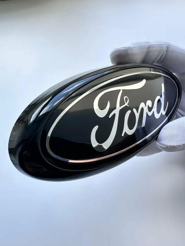 Передняя эмблема для Ford Focus 2 147мм , значок Форд 1шт.