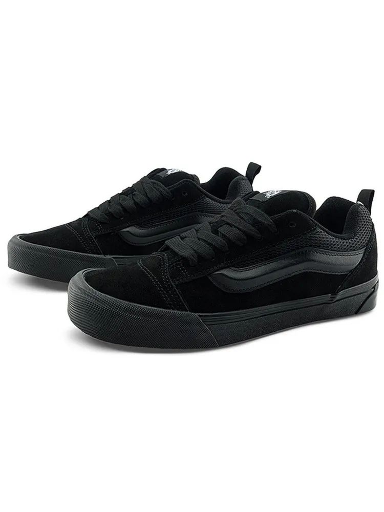 Krossovki vans