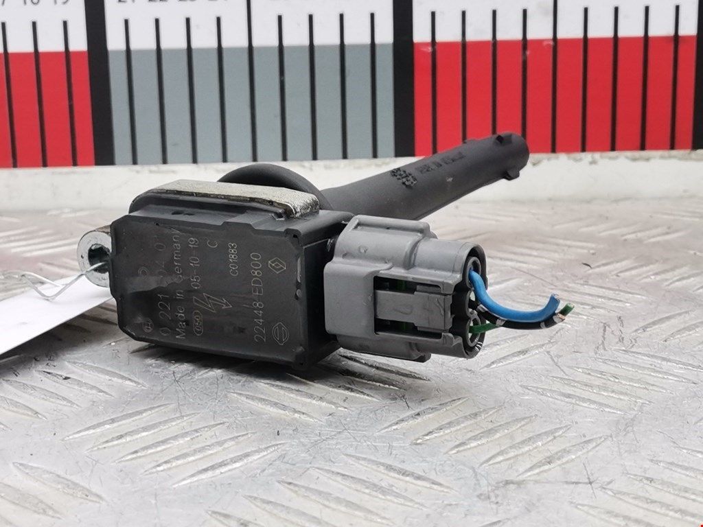 Катушка зажигания / 1947614 0221604014 22448ED80A для Nissan Note (с пробегом)