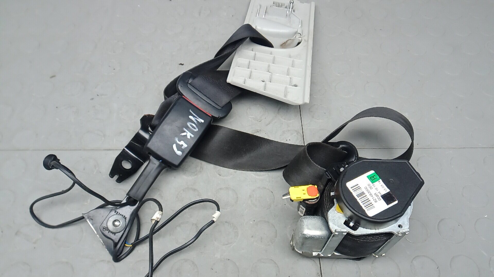 Ремень безопасности с пиропатроном сиденья переднего SKODA RAPID