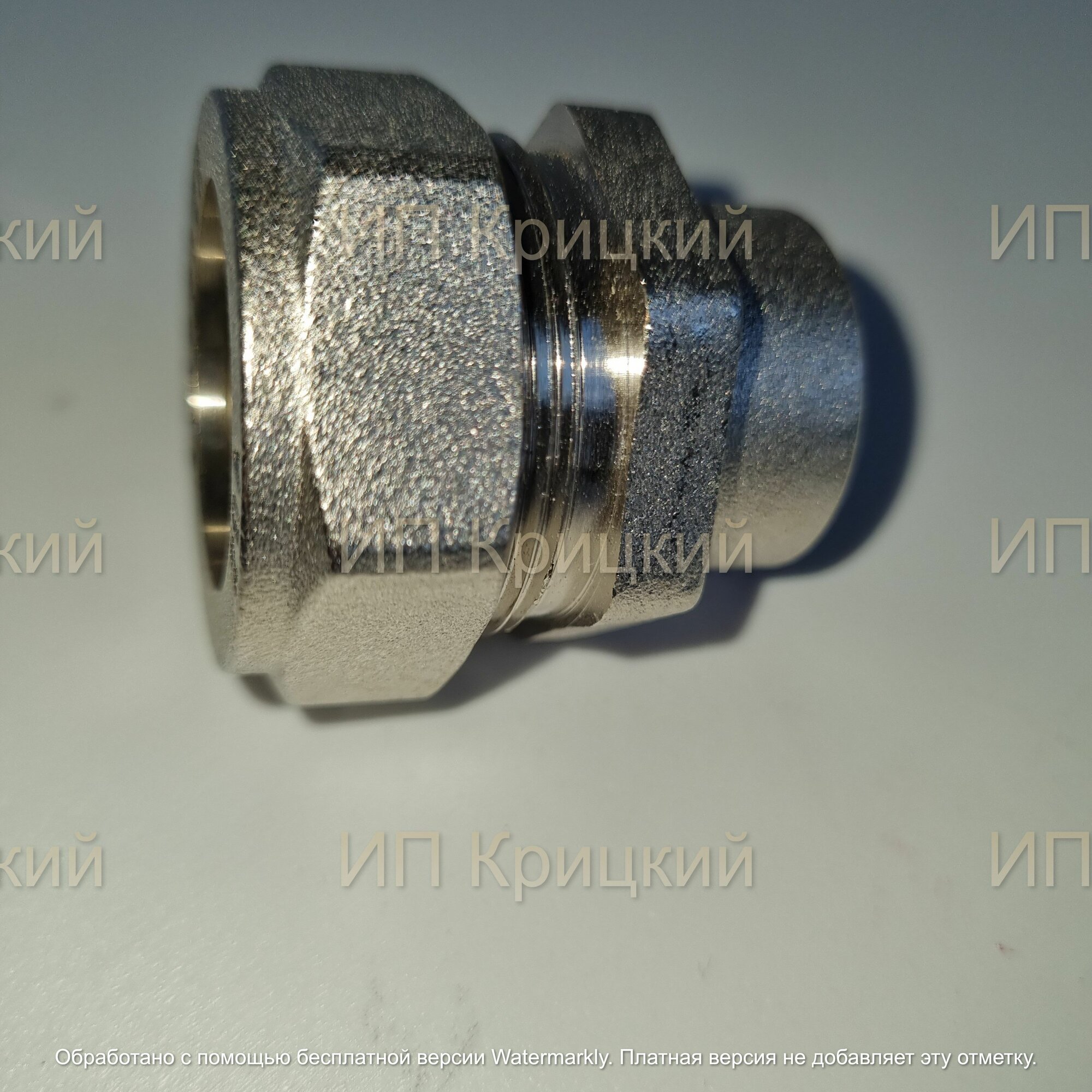 Муфта соед. переход. 20x1/2" , латунь никелированная ZTI.612002004N ZEISSLER