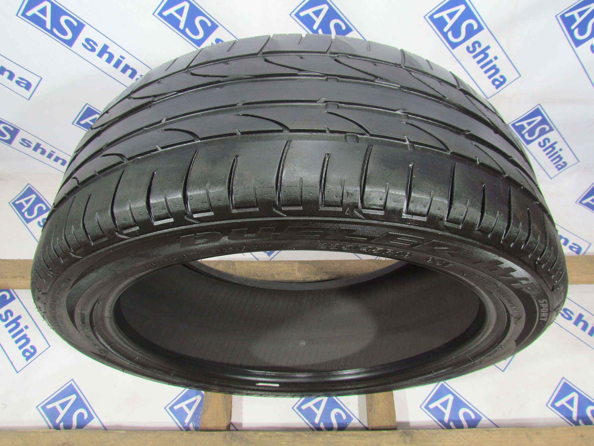 Bridgestone Dueler H/P Sport 235 45 R19 летние БУ шины 20-35% износ , артикул 0028970