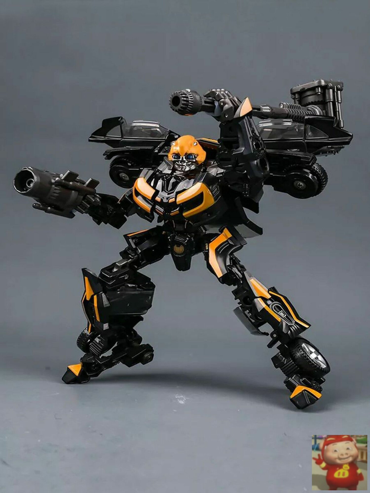 Трансформер Бамблби робот из серии Transformers, интерактивная игрушка для детей, черный цвет, пластик — фото 1