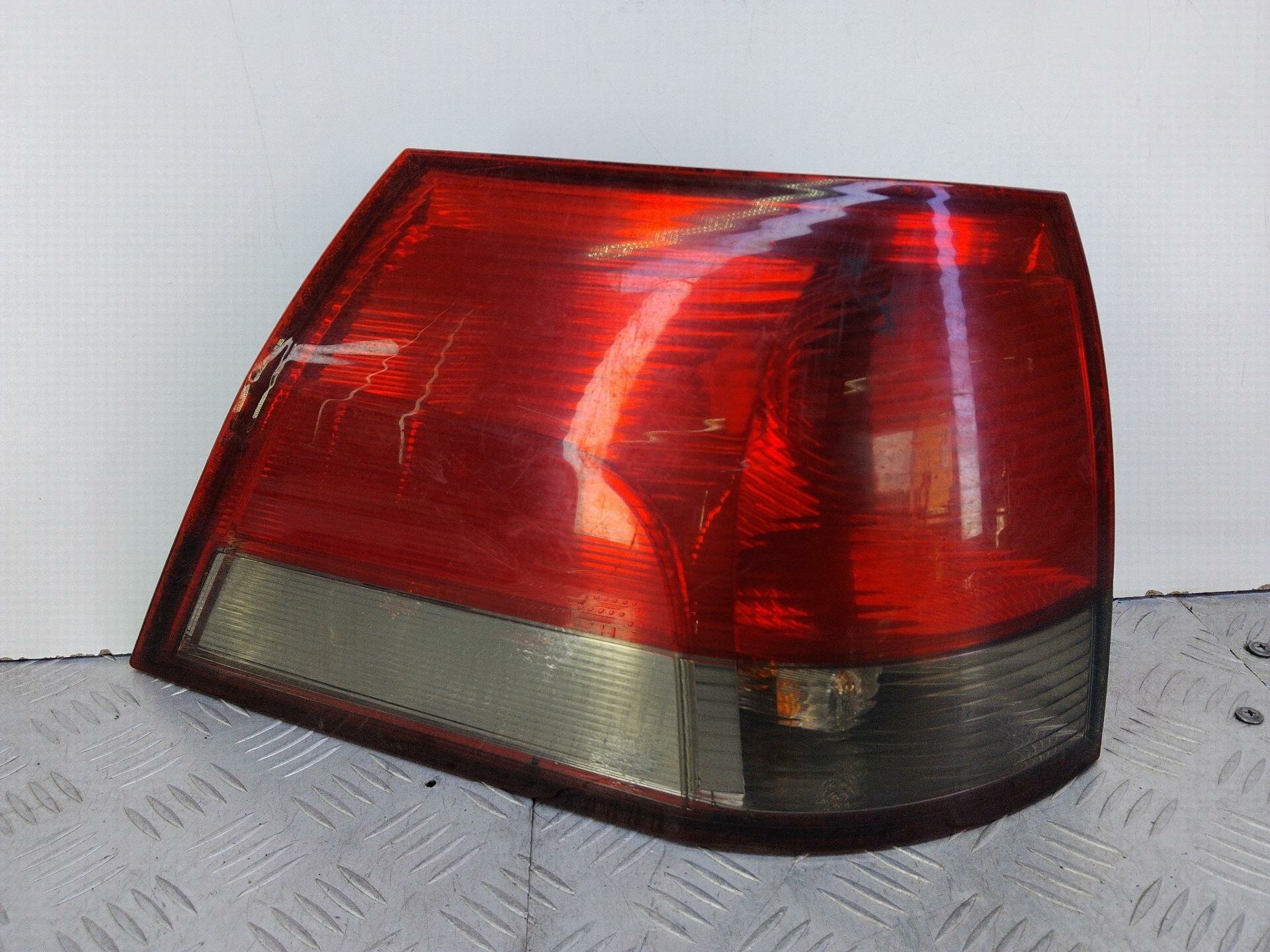 Фонарь задний левый Opel Vectra C 2005 13184022