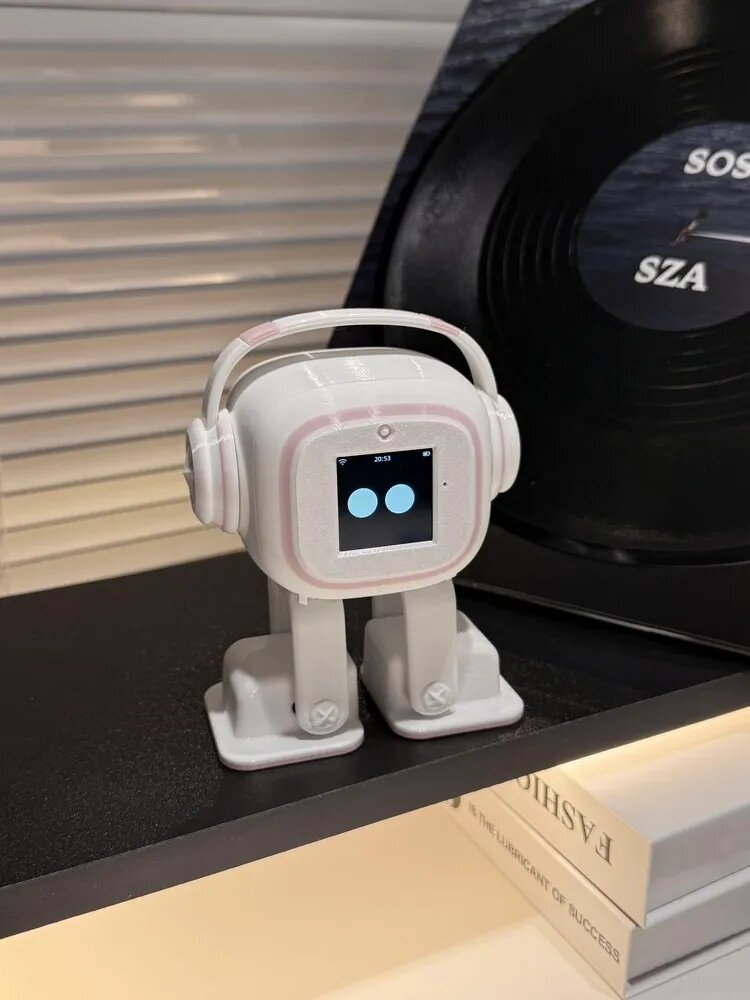 NEW! Умный настольный робот AI Edition , танцы, общение на русском! белое! С камерой и магнитной зарядкой!