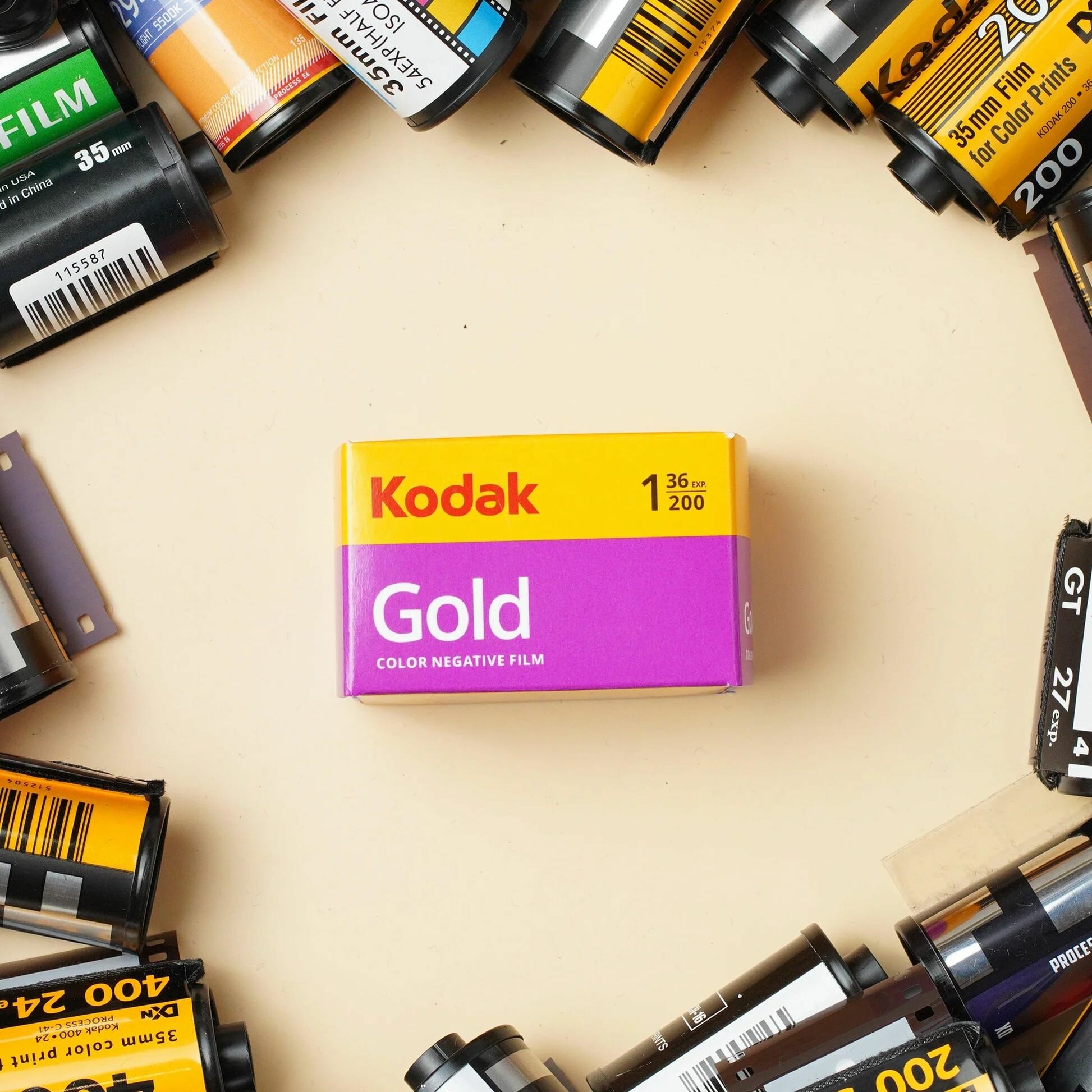 Фотопленка цветная Kodak Gold 200 35 мм (36 кадров) 200 35мм 36 кадров
