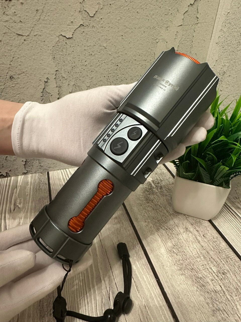 Фонарь "мощная дальнобойная лазерная панель", USB, PM60-TG, LED, защита от перегрева — фото 1