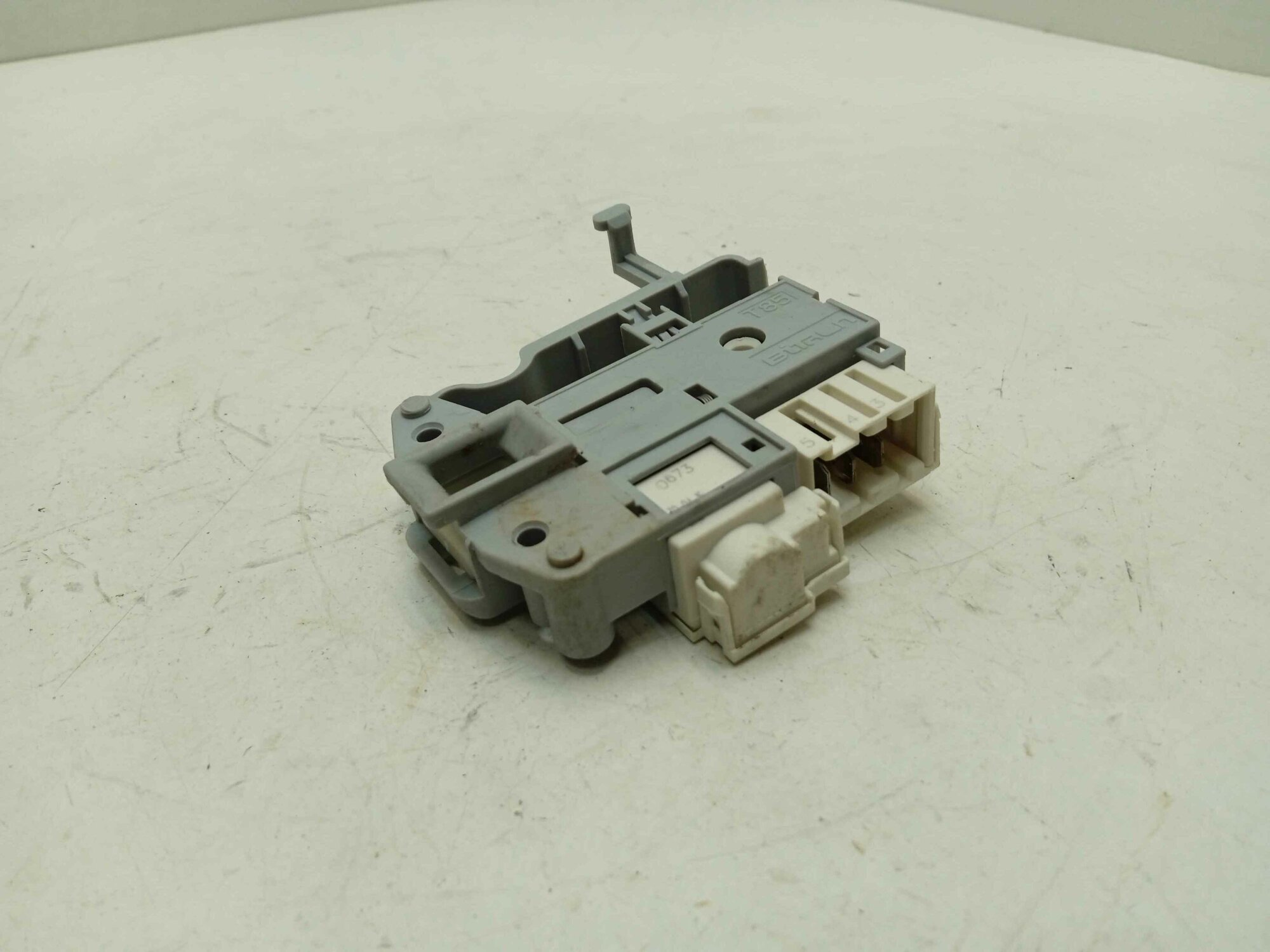 RST703D кт169 Блокировка люка для стиральной машины Hotpoint-Ariston RST703D б/у