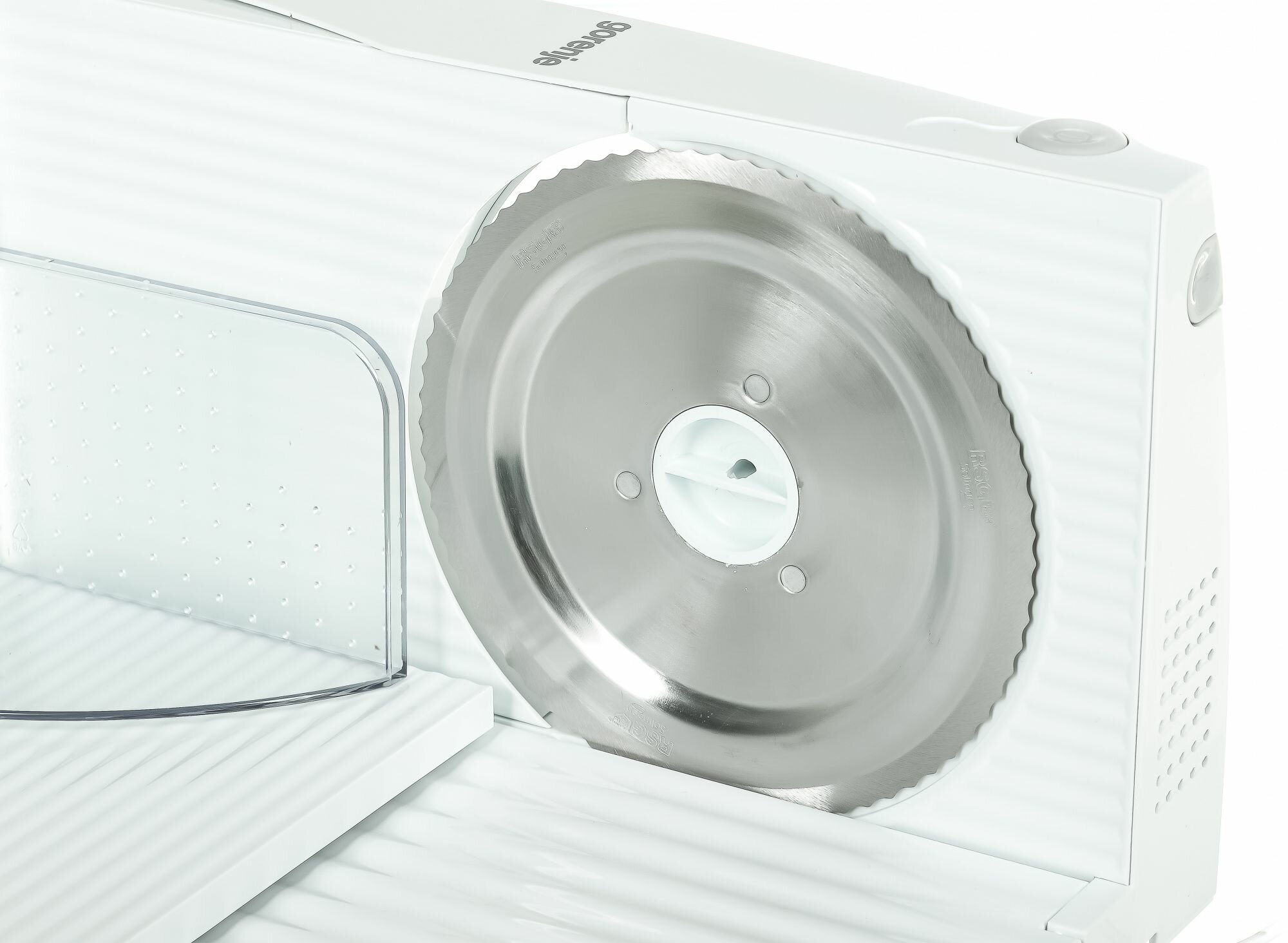 Ломтерезка Gorenje 100Вт (нарезка до 17мм) белый (R401W)