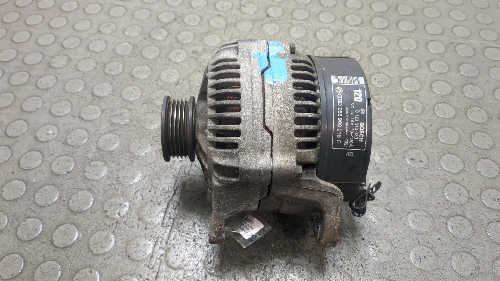 Генератор Audi A4 (B5) Б/У