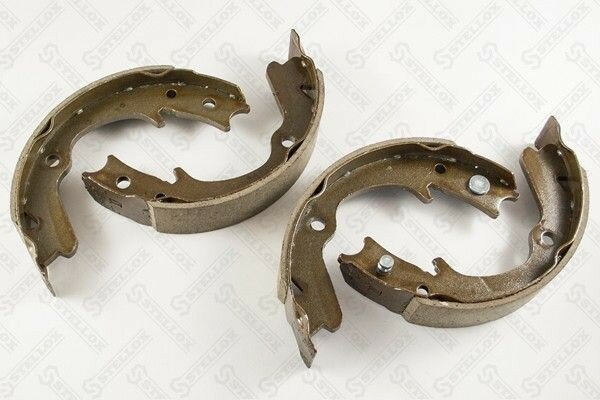 000491-SX Тормозные колодки барабанные SUBARU -94 1.6/1.8 ручника