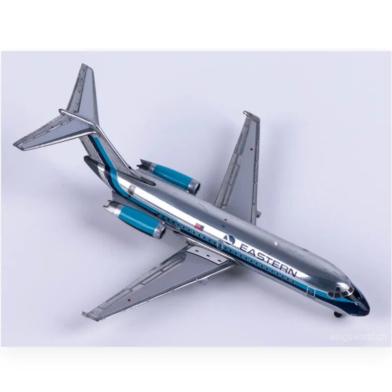 Модель самолета HYINUO Eastern Airlines DC-9-14 1:400