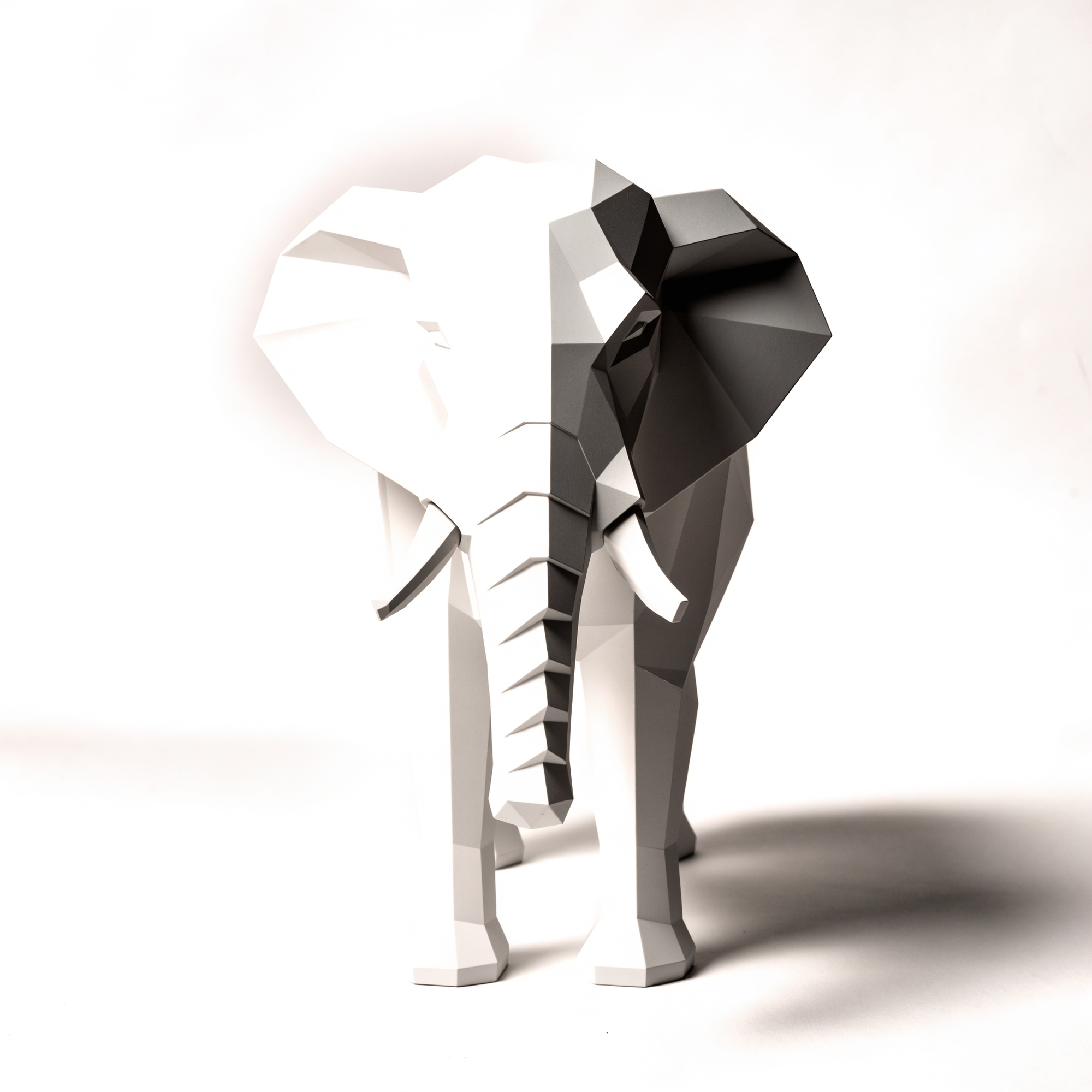 Статуэтка слона low poly геометрический белый 3D печать
