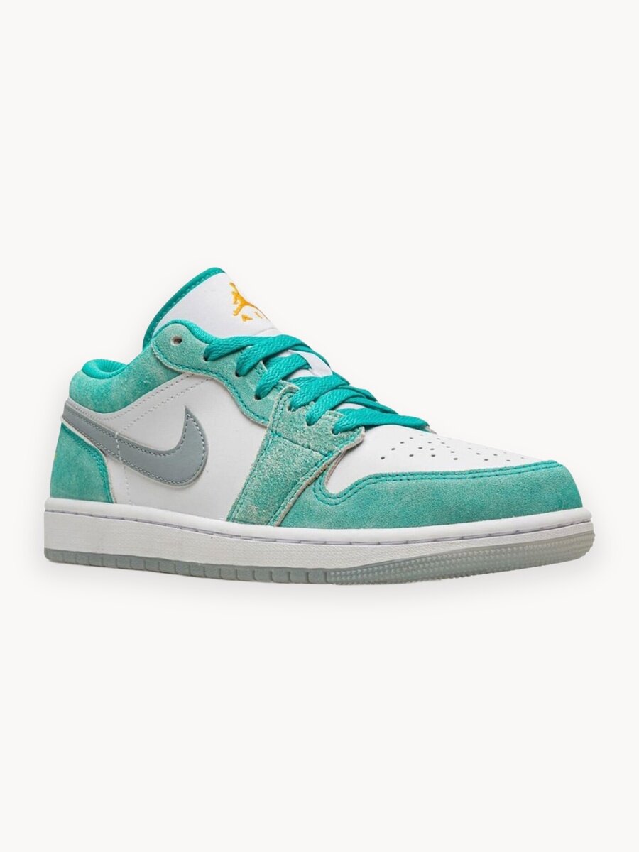 Кроссовки Air Jordan 1 Low SE