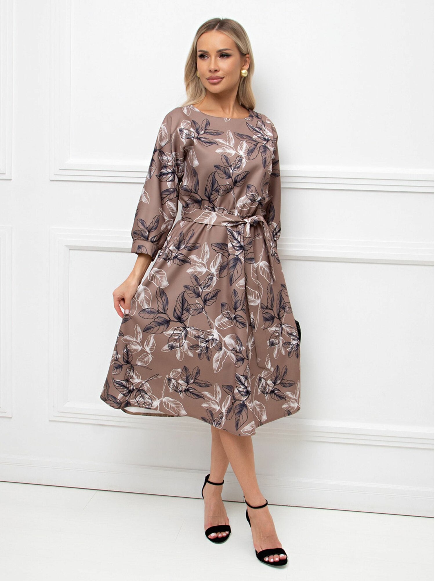 Платье Valentina. DRESSES Базовая коллекция, размер 52, коричневый — фото 1