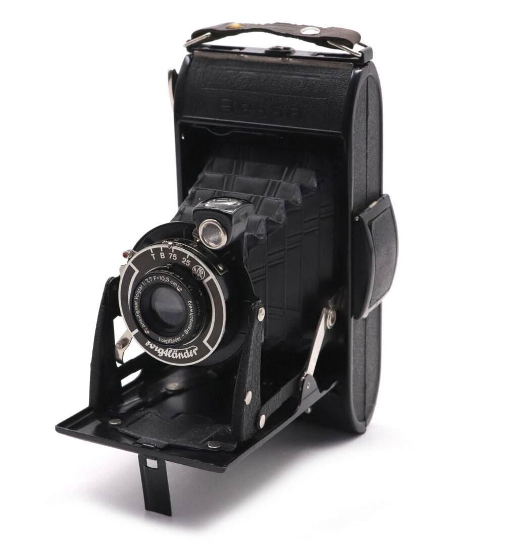 Камера Voigtlander Bessa + Voigtar 7,7/105mm