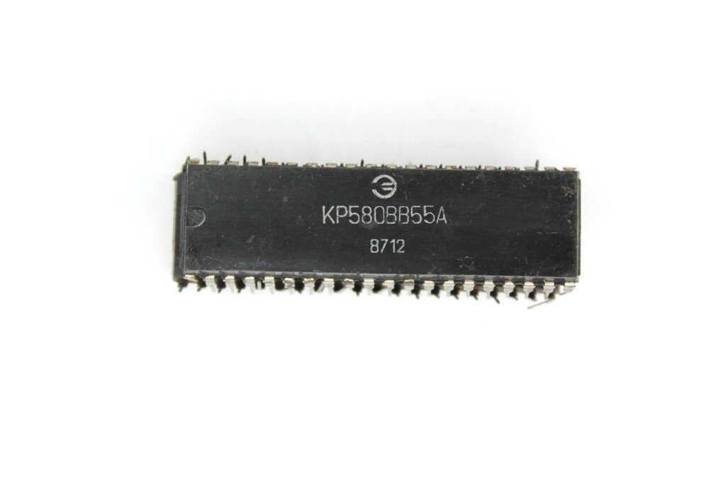Микросхема КР580ВВ55А КР580ВВ55