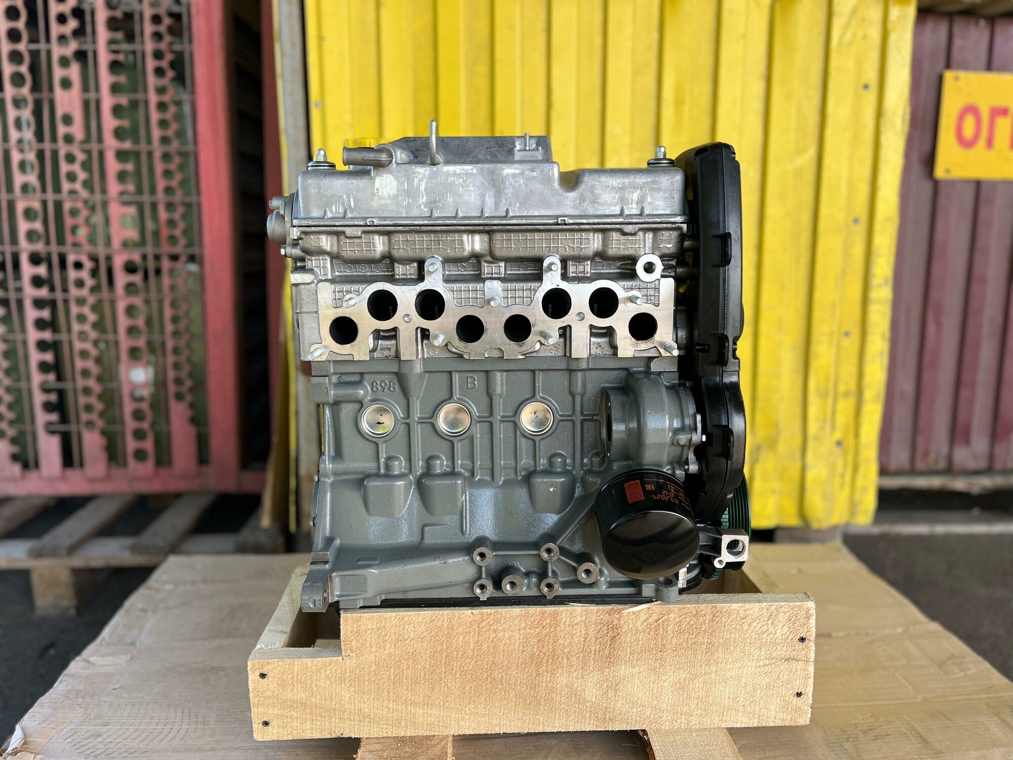 Двигатель ВАЗ 11186, для LADA Granta и LADA Kalina, без навесного